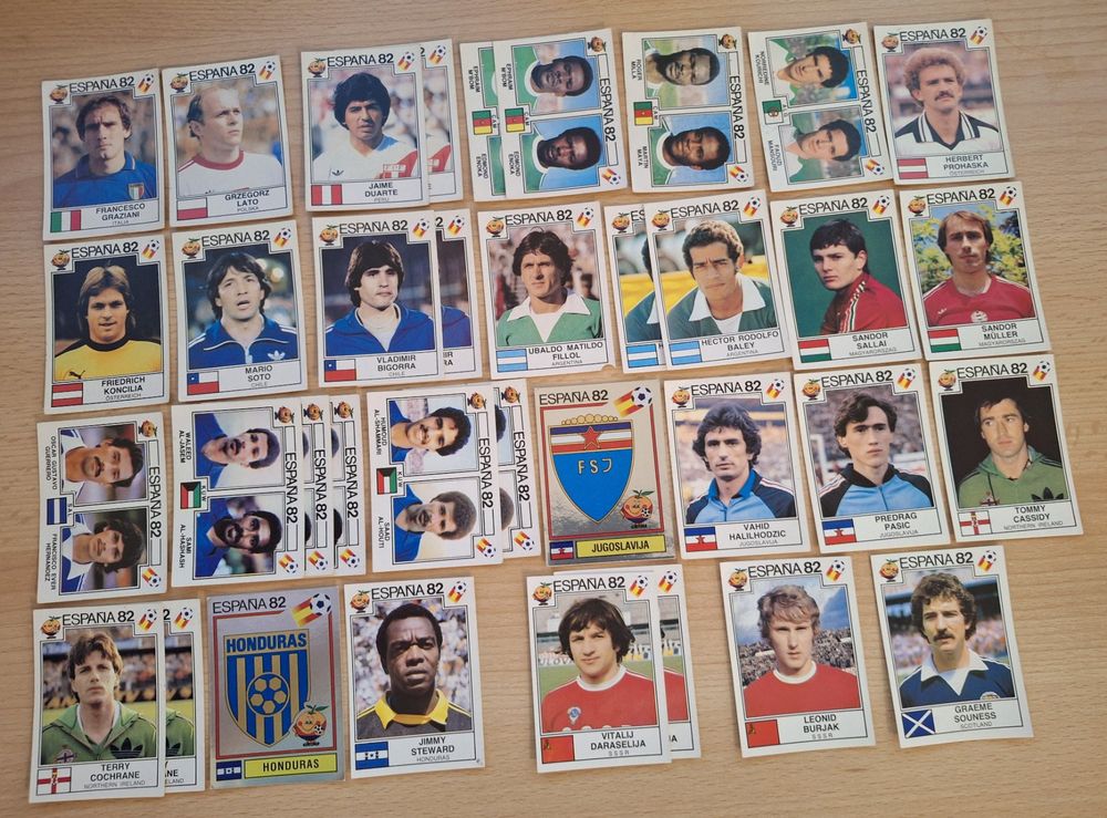 Panini WM 1982 / 36 gut erhaltene original Stickers (Gebraucht) in Horw ...
