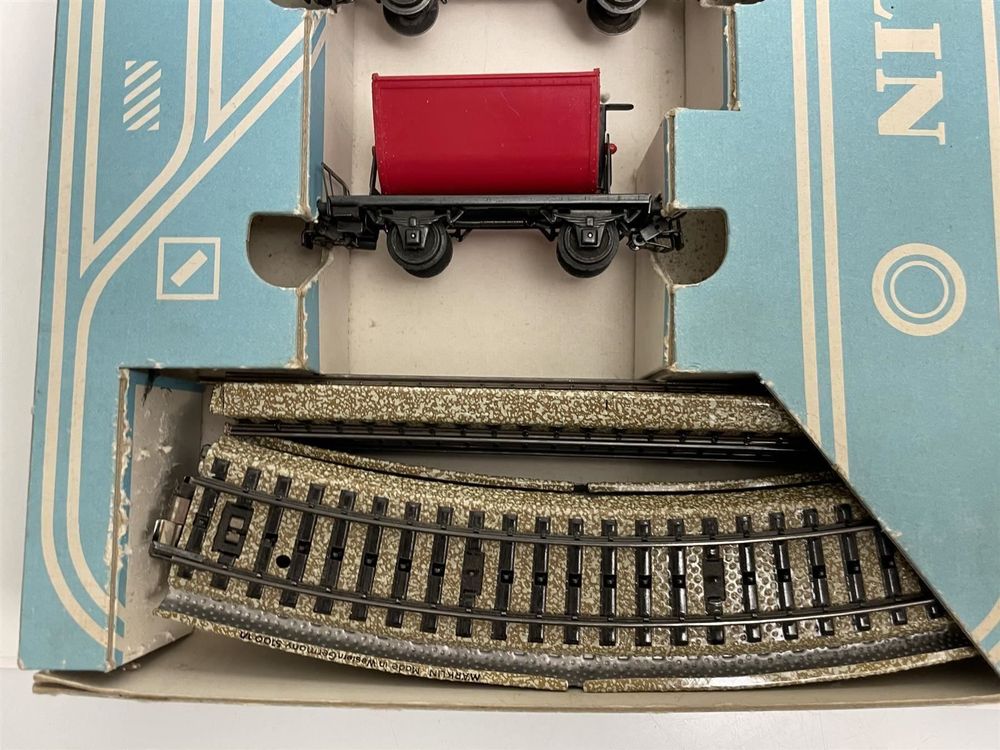 7º Märklin 3200 Zugpackung 70er mit BR89 (Gebraucht) in Uetendorf für ...