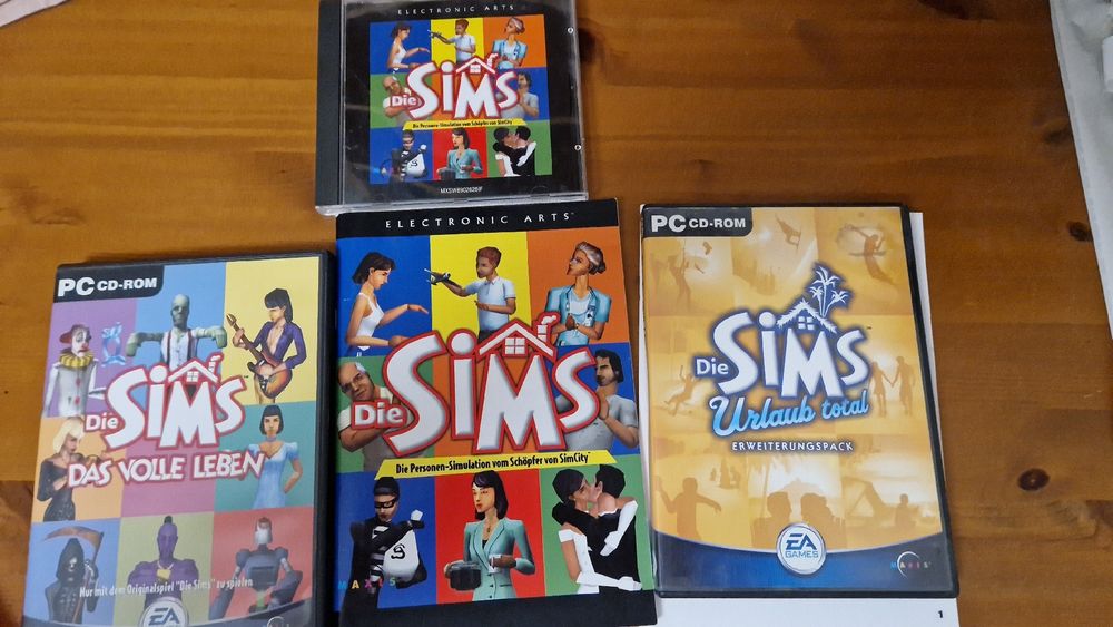 Die Sims PC CD Rom Jahr 2000 und Erweiterungspakete | Kaufen auf Ricardo