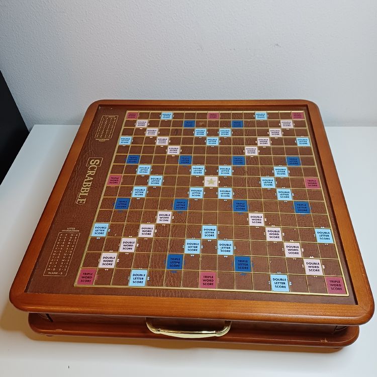 SCRABBLE Deluxe Drehteller Edition aus Holz – Englisch –🇬🇧 (Gebraucht ...