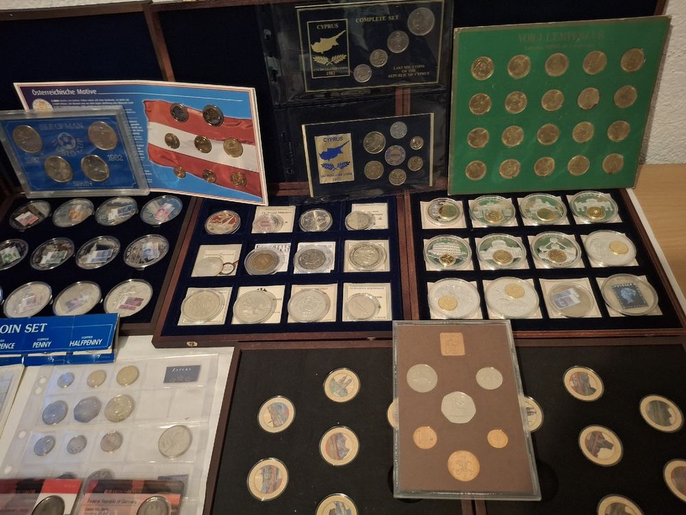 Sammlung Gedenkmünzen, Medallien, Münzsätze mit 200 gr. Ag (Gebraucht ...