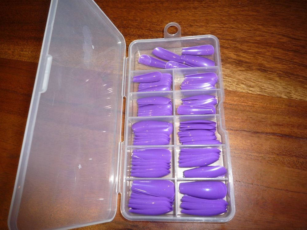 KÜNSTLICHE FINGERNÄGEL (Neu und originalverpackt) in Andwil SG für CHF ...