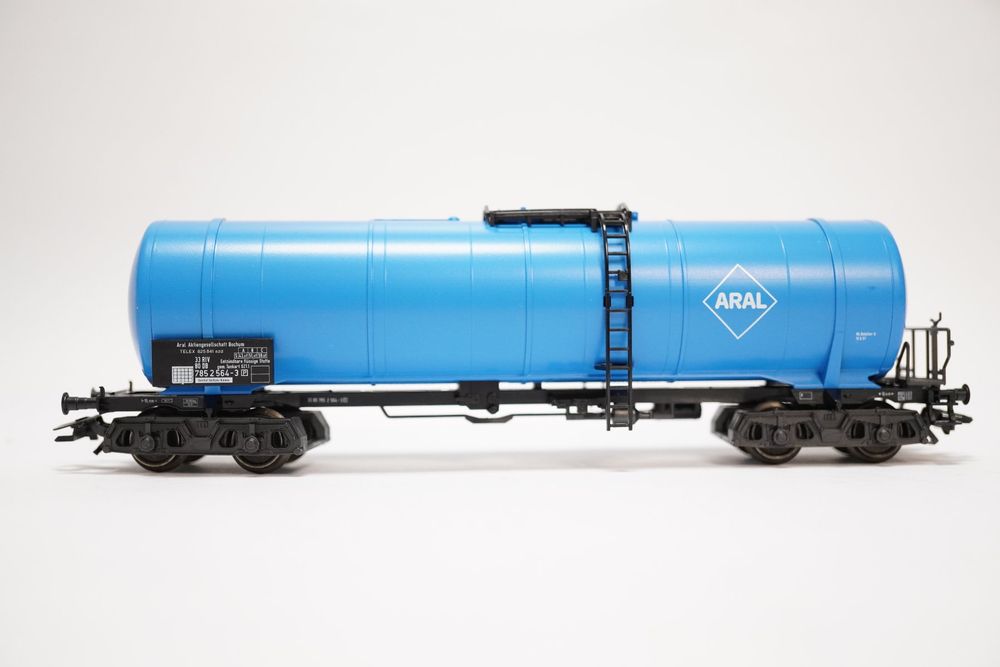 2∑ Märklin 4752 DB Tankwagen ARAL | Kaufen auf Ricardo
