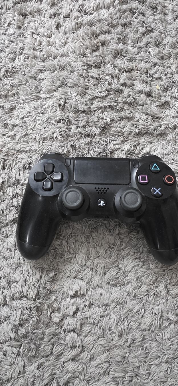 Playstation 4 Pro - Konsole mit Contoller und VR-Brille (Gebraucht) in ...