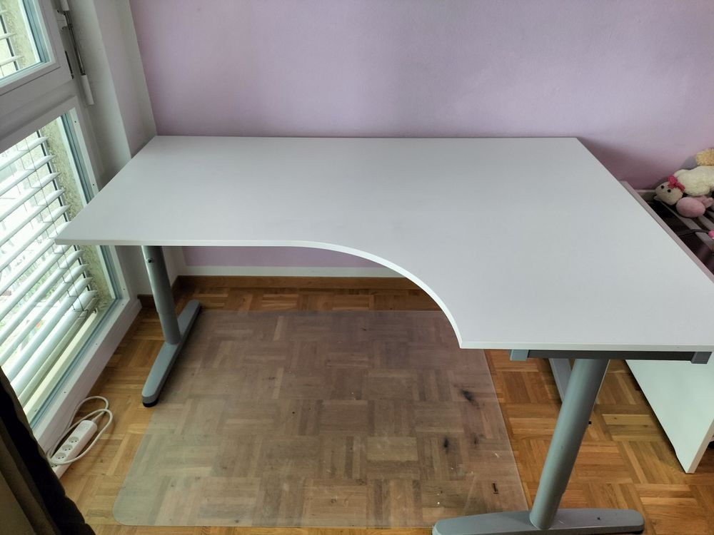 Schreibtisch IKEA Galant (Gebraucht) in Bülach für CHF 10 – nur ...