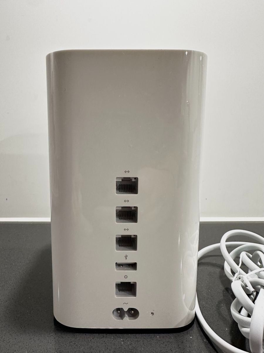 Apple AirPort Time Capsule 2 TB – A1470 - Top Zustand! (Gebraucht) in ...