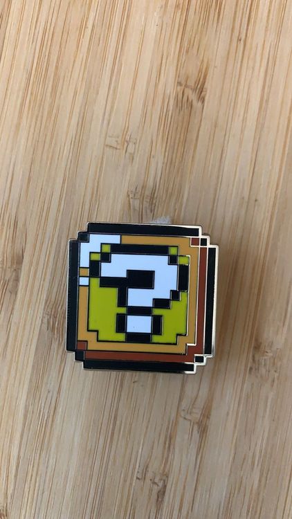 Pin Pixel Mario Box | Kaufen auf Ricardo