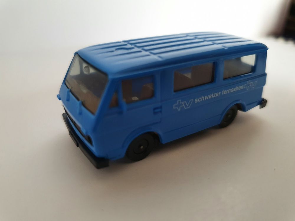 CH-Serie / Schweizer Fernsehen / VW LT Kombi-Bus (Neu (gemäss ...