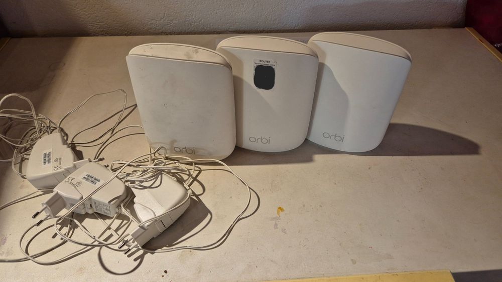 3x Orbi WLAN Router, RBK353 | Kaufen auf Ricardo