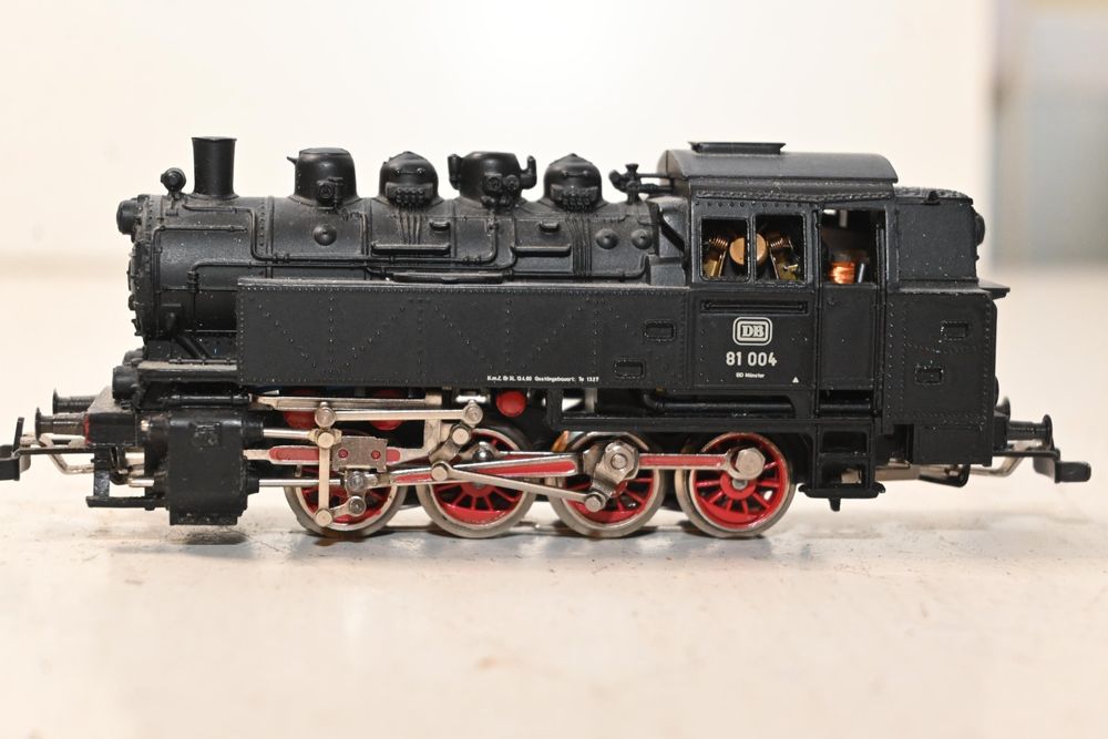 BR 81 004 Märklin HO/AC mit OVP Analog läuft (Gebraucht) in Laupen ZH ...