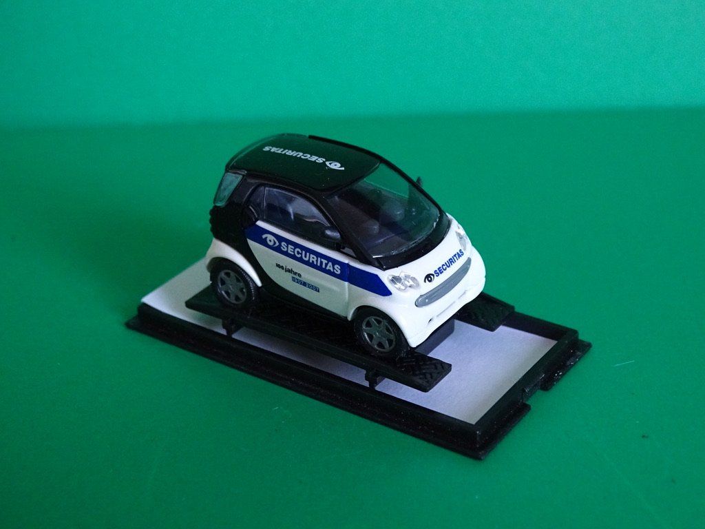 Smart fortwo von Busch 1/87 (Neu (gemäss Beschreibung)) in Bretzwil für ...