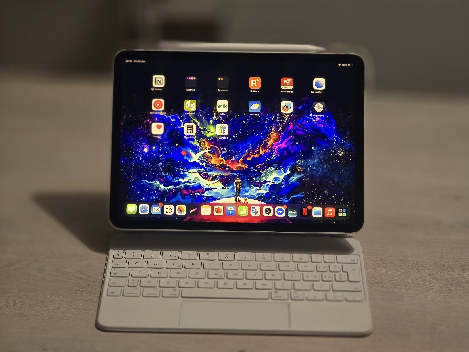 Apple iPad Pro 11" (M1) 128GB + Pencil und Magic keyboard (Gebraucht ...
