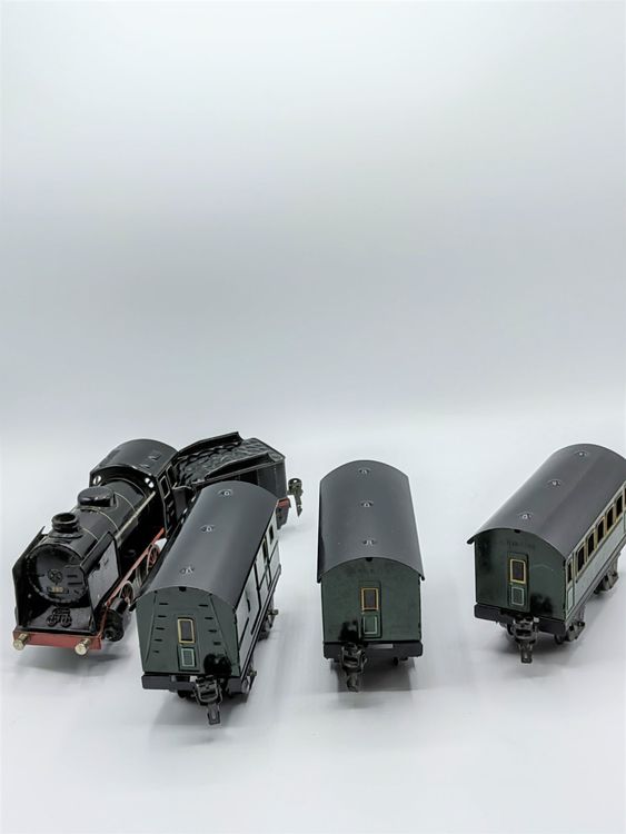 Spur 0 Märklin Zug R 880 Uhrwerk mit 3 Wagen, OVP (Gebraucht) in Basel ...