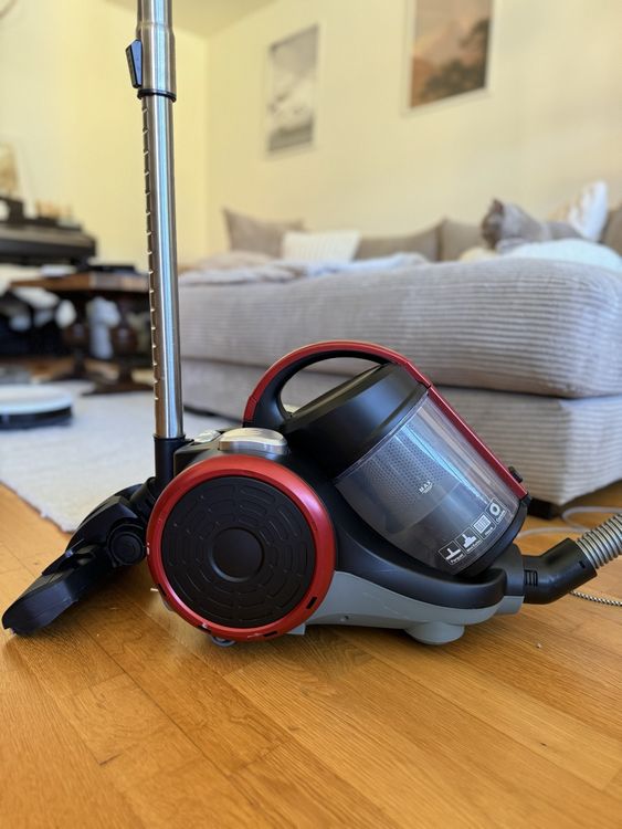 Fust Primotecq CST 625 beutelloser Staubsauger | Kaufen auf Ricardo