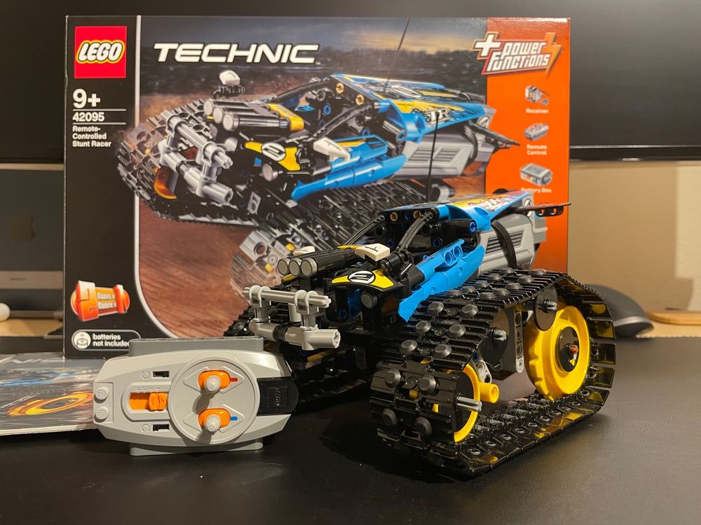 Lego Technic Remote Controlled Stunt Racer 42095 (Neu (gemäss ...