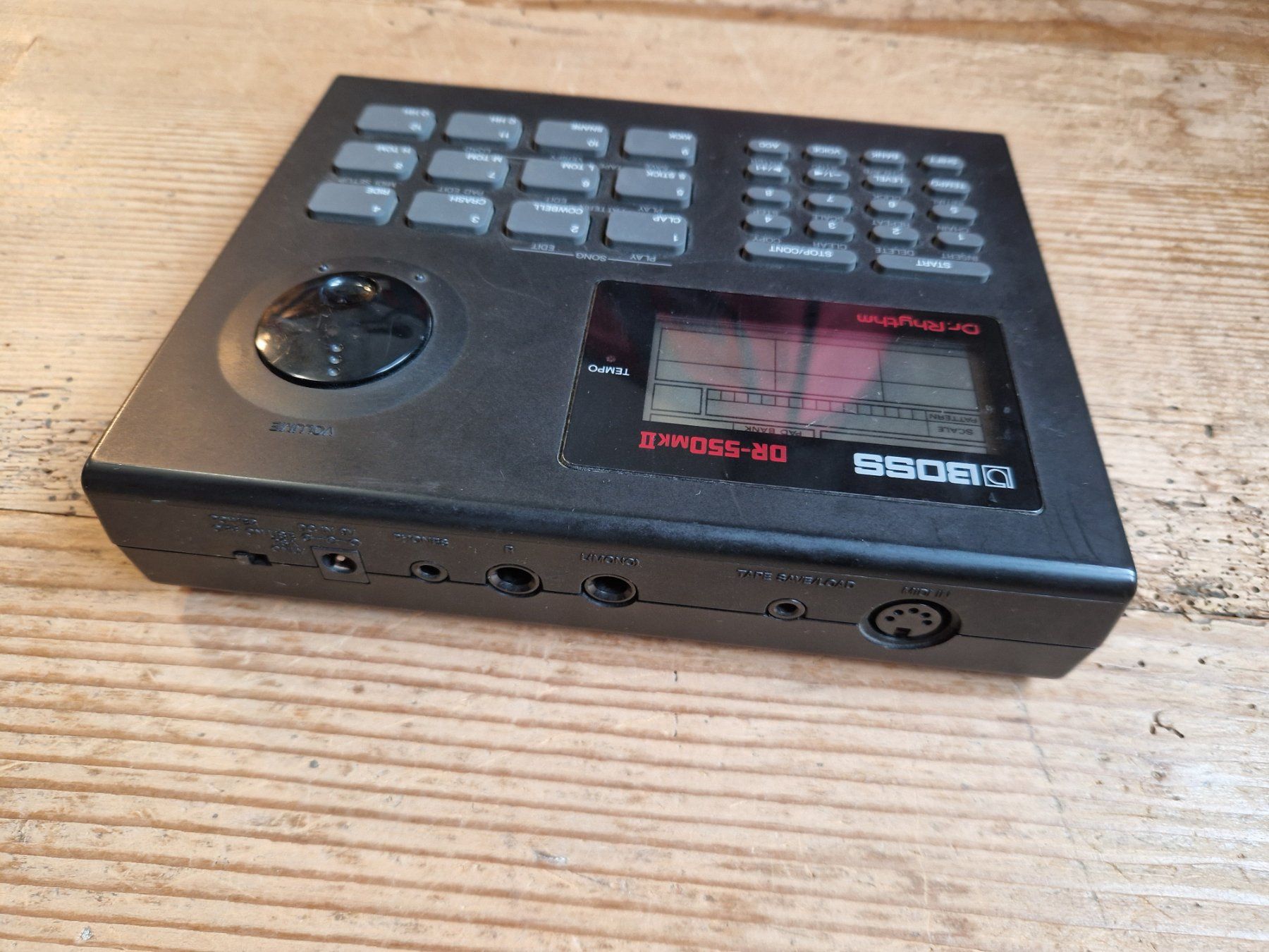 Synthesizer BOSS Dr. Rhythm DR-550 MK ll (Gebraucht) in Schüpfen für ...