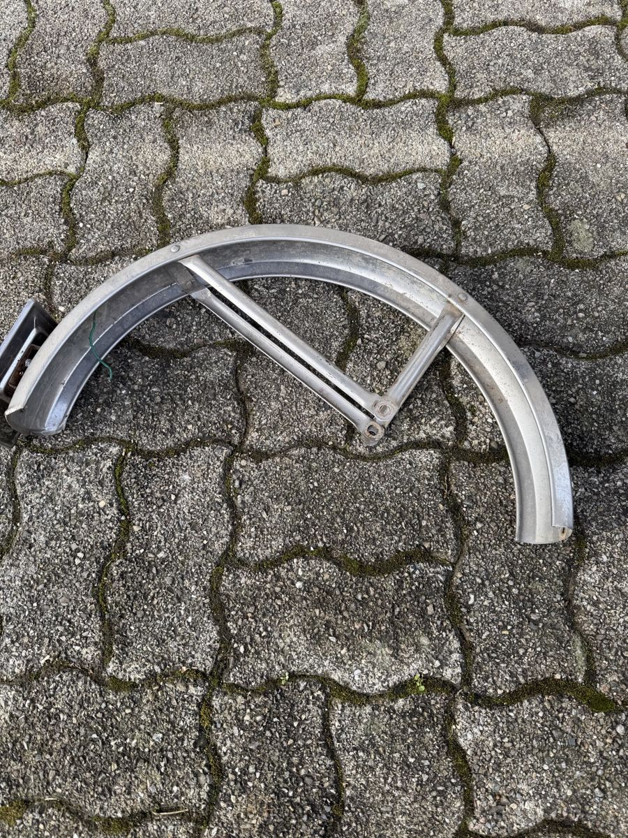 Piaggio Bravo Kotflügel (Gebraucht) in Kaiserstuhl AG für CHF 30 – nur ...