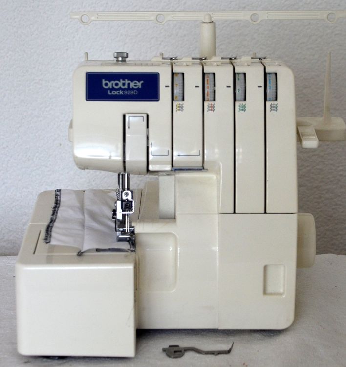 Nähmaschine Brother Lock929D overlock machine à coudre | Kaufen auf Ricardo