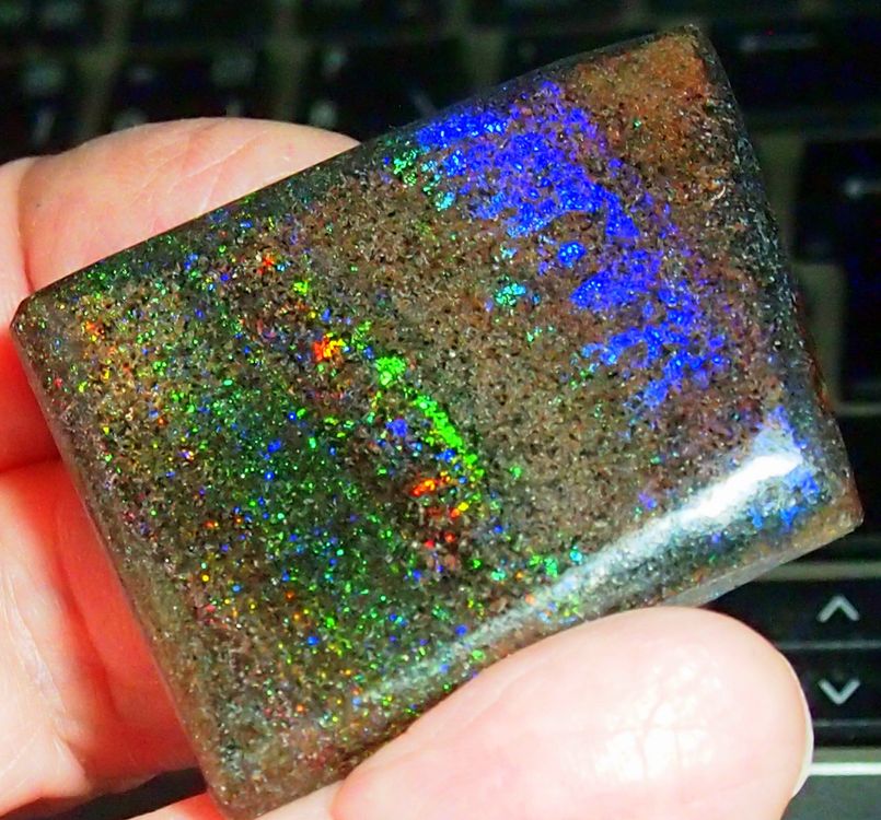 141,5 CTS ANDAMOOKA OPAL SPECIMENS-FROM QUEENSLAND. [SO7] (Neu und ...