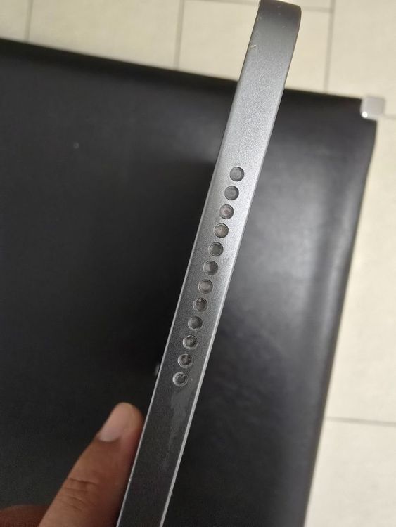 iPad Air M1 2022 Defect (Defekt) in Bern für CHF 50 – mit Lieferung auf ...