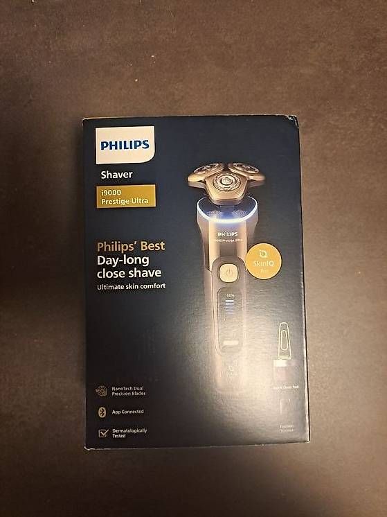 Philips Shaver i9000 Prestige Ultra Neu & OVP (XP9405/31) (Neu und ...