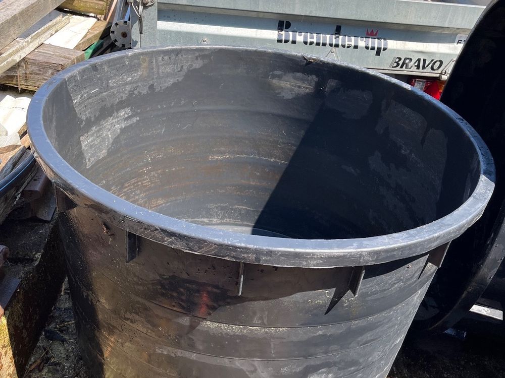 750 Liter Wassertank | Kaufen auf Ricardo