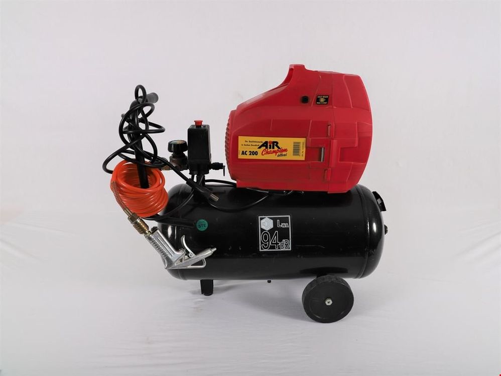 SCHNEIDER Air Champion AC 200 Ölfrei (Gebraucht) in Steinen für CHF 36 – nur Abholung auf ...