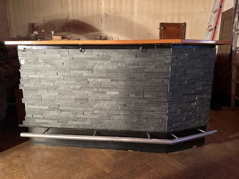 Bar / Stehbar / Bartheke (Gebraucht) in Embrach für CHF 30 – nur ...
