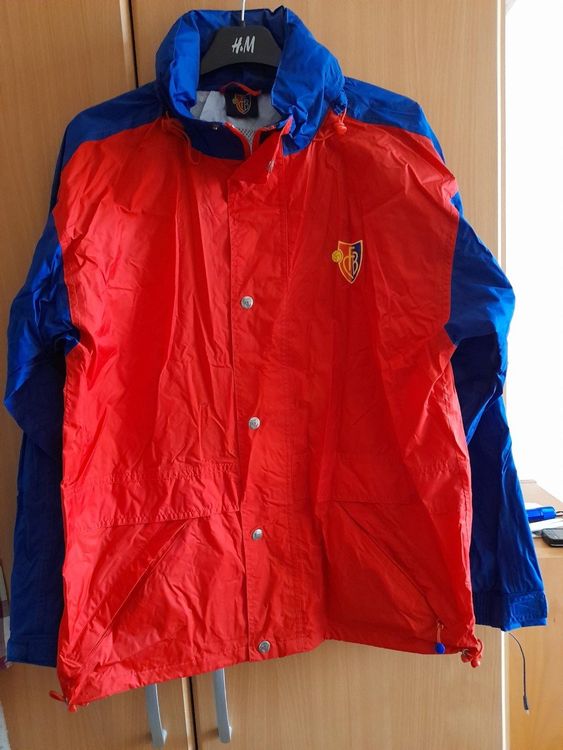 FC Basel Regenjacke (Neu (gemäss Beschreibung)) in basel für CHF 12.9 – mit Lieferung auf ...