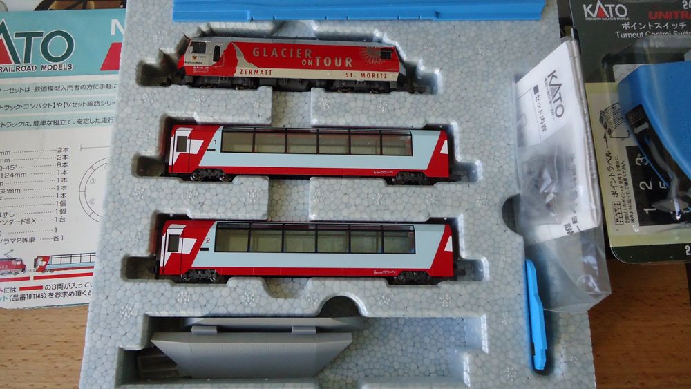 KATO Rhb-Set (Neu (gemäss Beschreibung)) in Winterthur für CHF 290 – mit Lieferung auf Ricardo ...