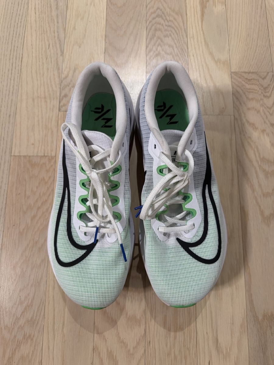 Nike Zoom X Running Shoe (Gebraucht) in Esslingen für CHF 1 – mit ...