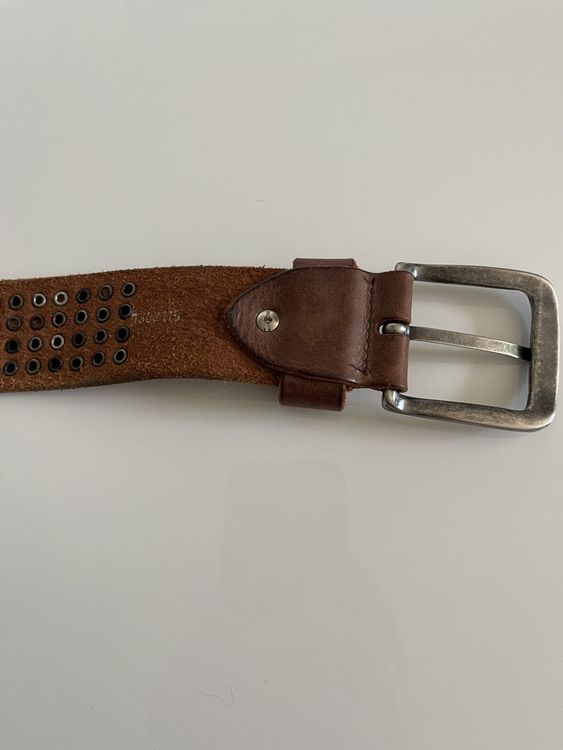 Echtleder Nieten-Gürtel – Made in Italy Gr. 115 (Gebraucht) in Zürich ...