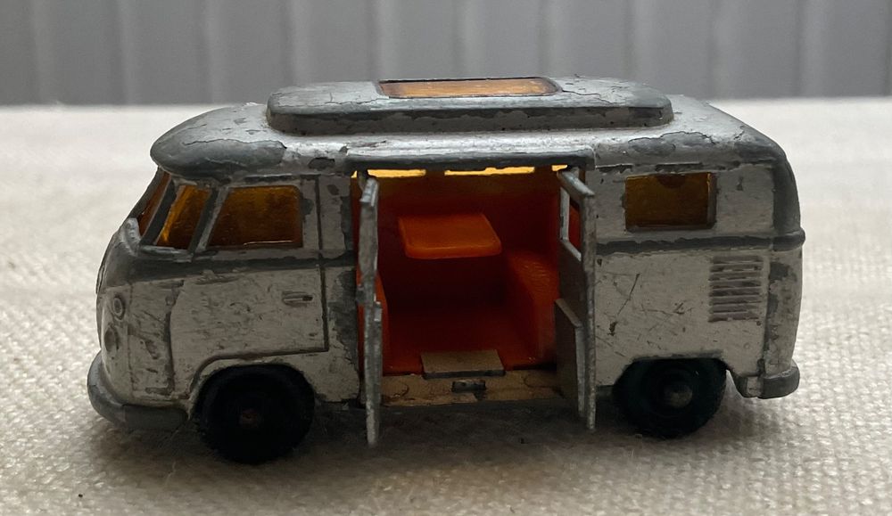Matchbox Series No. 34 Volkswagen Camper "Kultmodell" (Gebraucht) in ...