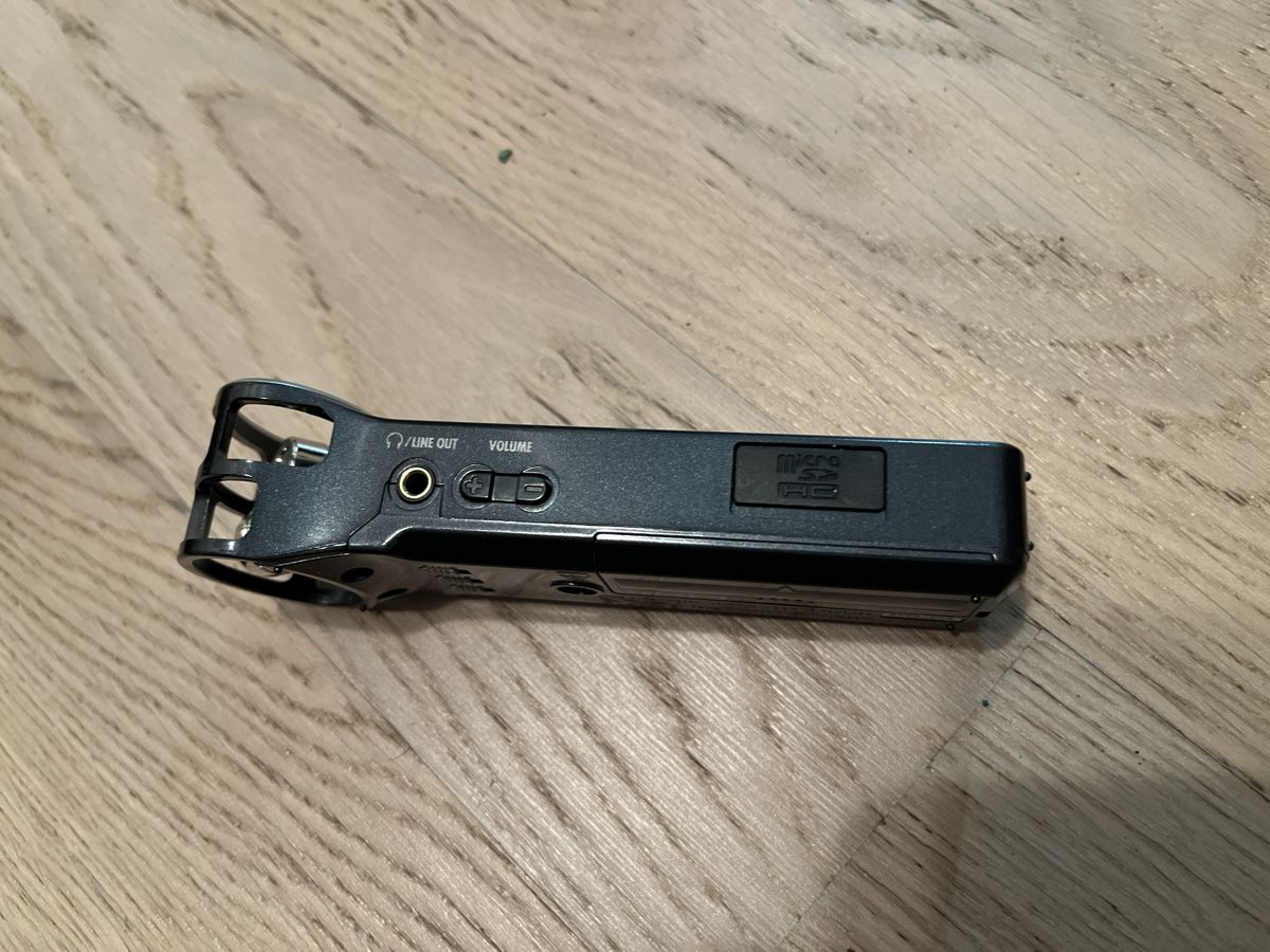 Zoom H1 Handy Recorder (Gebraucht) in Nänikon für CHF 13 – nur Abholung ...