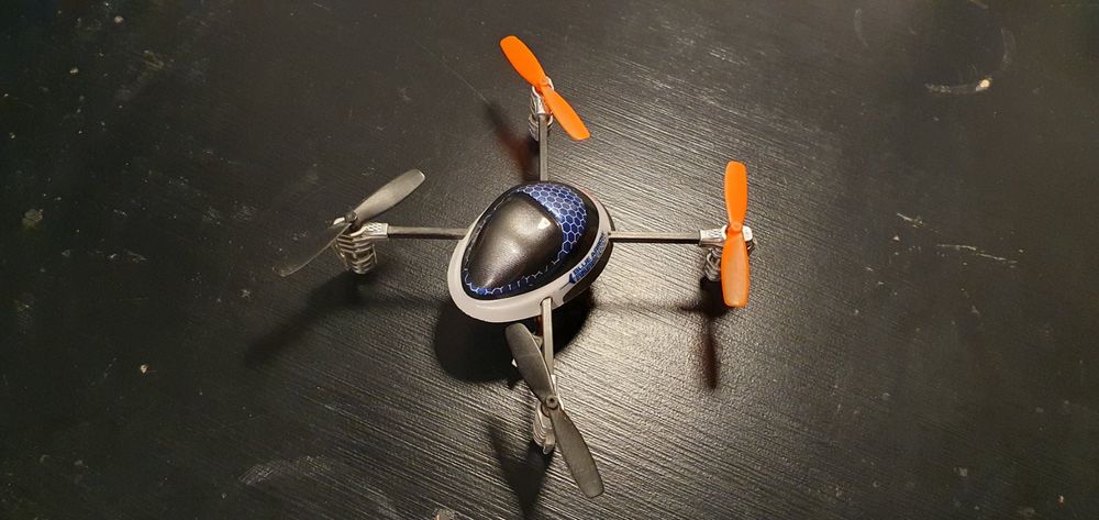 Quadrocopter / Drohne (Robbe Blue Arrow Nano Loop) (Neu (gemäss ...