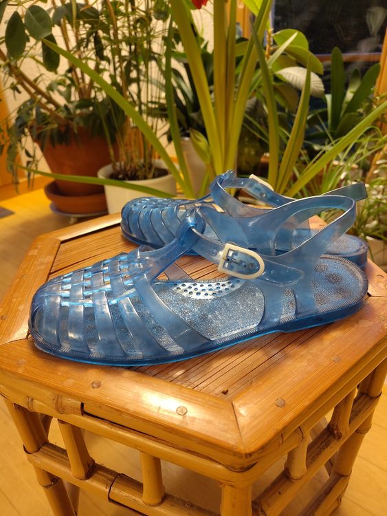 Jelly Sandals aus den 80ern | Kaufen auf Ricardo