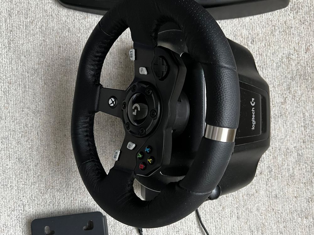 Sim racer setup (Gebraucht) in Bettwiesen für CHF 180 – mit Lieferung ...