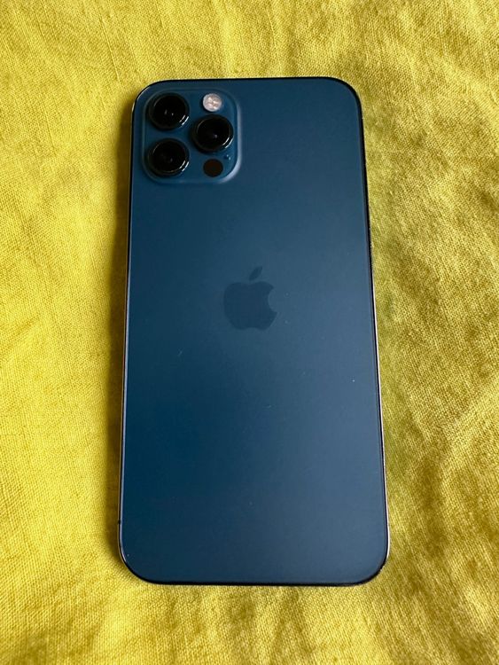 iPhone 12 Pro Pacific Blue 128 GB inkl. Zubehör (Gebraucht) in Zürich ...