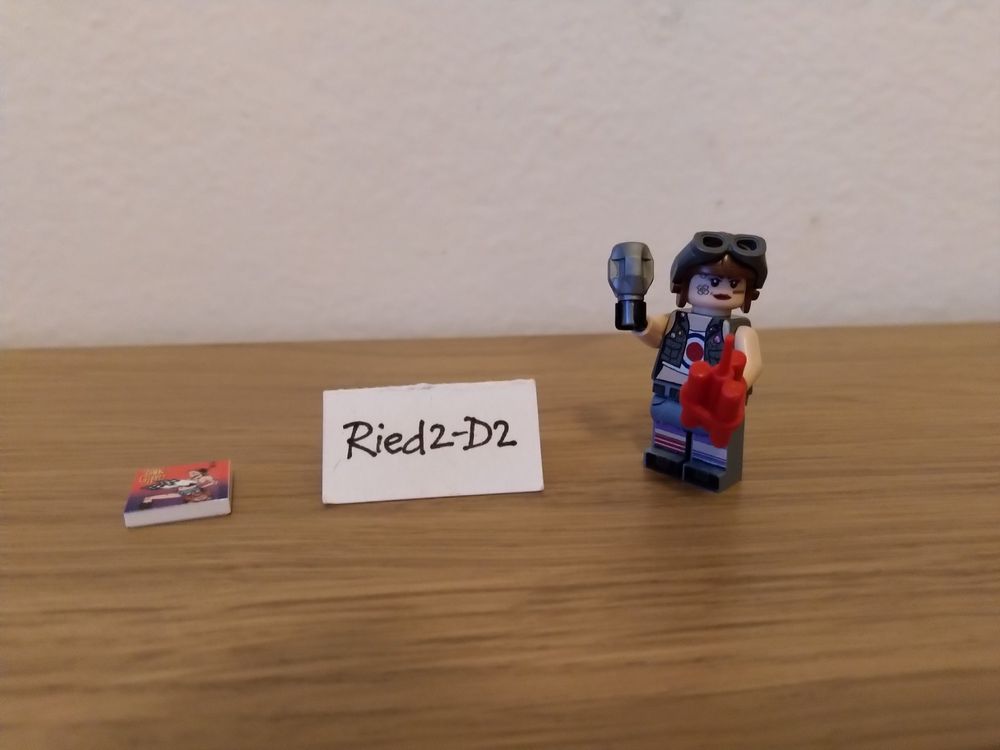 No Original LEGO Tank Girl Minifigure (D'occasion) à La Chaux-de-Fonds ...