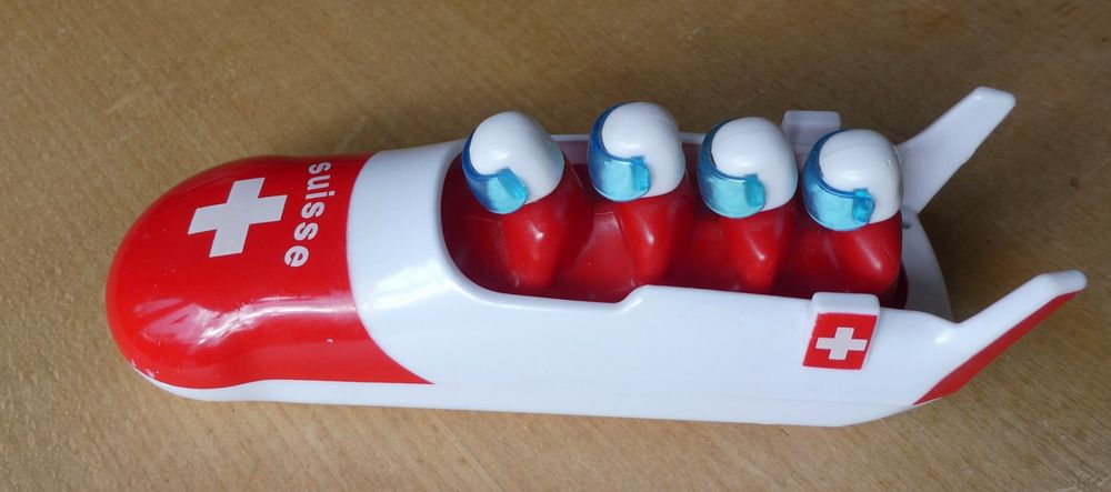 Spiel-Bob Schweizer 4er Bob Spielzeug für Bobbahn im Schnee (Gebraucht ...