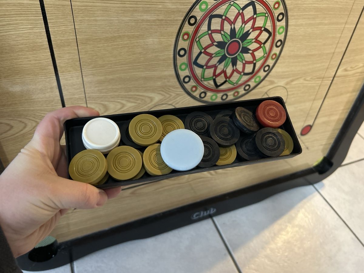 Carrom Brett "Club"- Diamax, inklusive Zubehör, Top! (Gebraucht) in ...