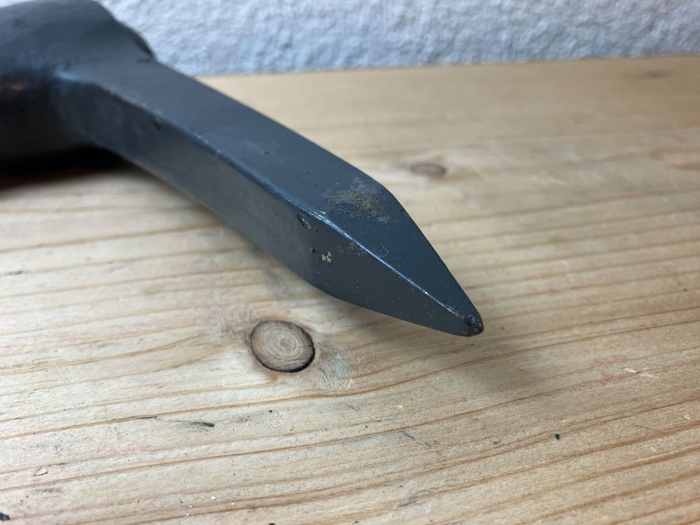 Pickel / Spitzhacke Militär / Armee mit Holzgriff 1,2kg | Kaufen auf ...
