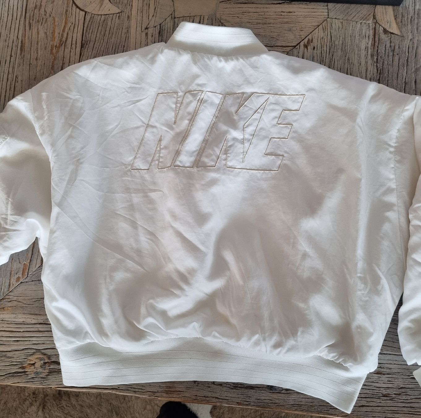 Veste réversible Nike crème (Neuf (Voir description)) à Herrliberg pour ...