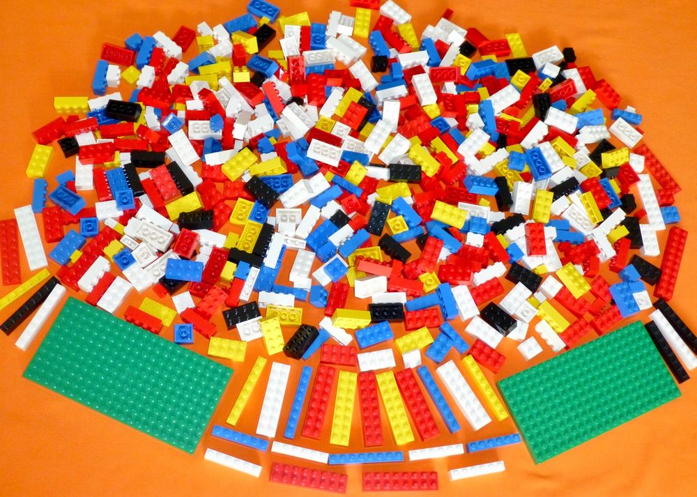 Lego / 1,2 Kilo ältere, bunt gemischte Bausteine/Platten (Gebraucht) in Langnau am Albis für CHF ...