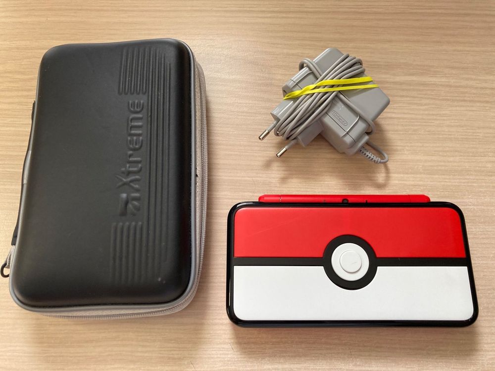 New Nintendo 2DS XL PokeBall Edition mit Zubehör (Gebraucht) in ...
