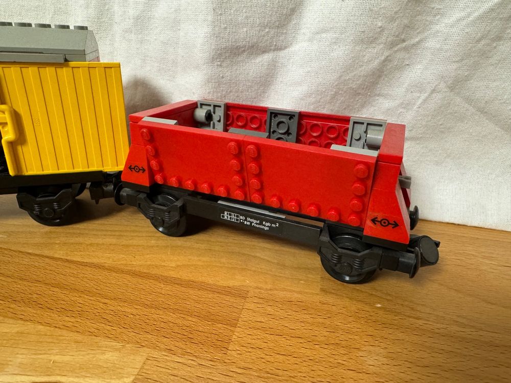 Lego Eisenbahn Wagons (Gebraucht) in Reutlingen für CHF 43 – mit ...