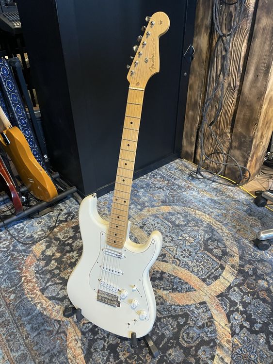 Fender EOB Sustainer Stratocaster MN Ed O'Brien Strat (Gebraucht) in ...