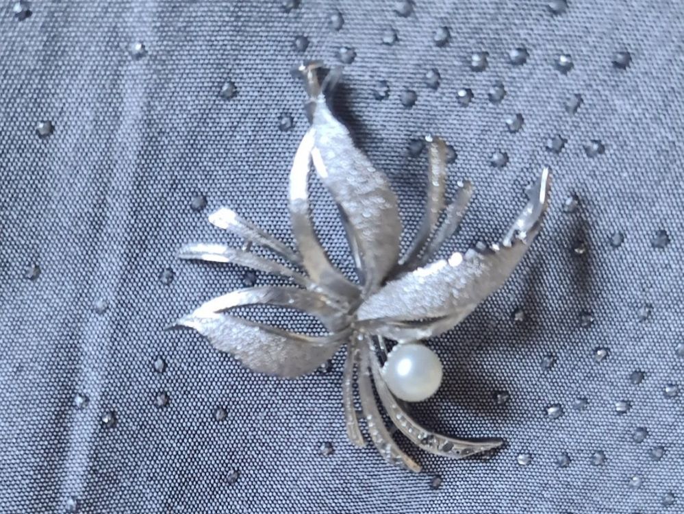 Brosche weiß Floral m. Perle 4 mm mit Zirkonia, Silber925 (Defekt) in ...