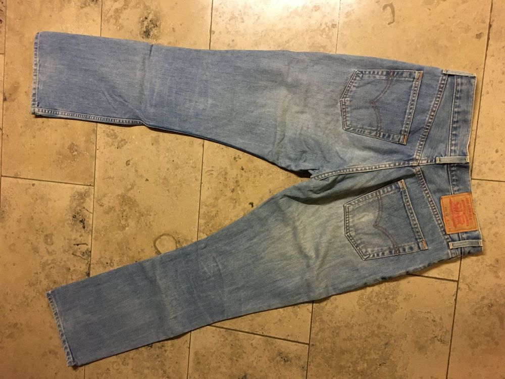 Lewis Jeans denim (Gebraucht) in für CHF 10 – mit Lieferung auf Ricardo ...
