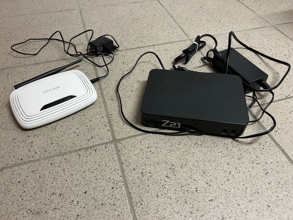 Roco Z21 inkl. WLAN-Router (Gebraucht) in Benken SG für CHF 250 – mit ...